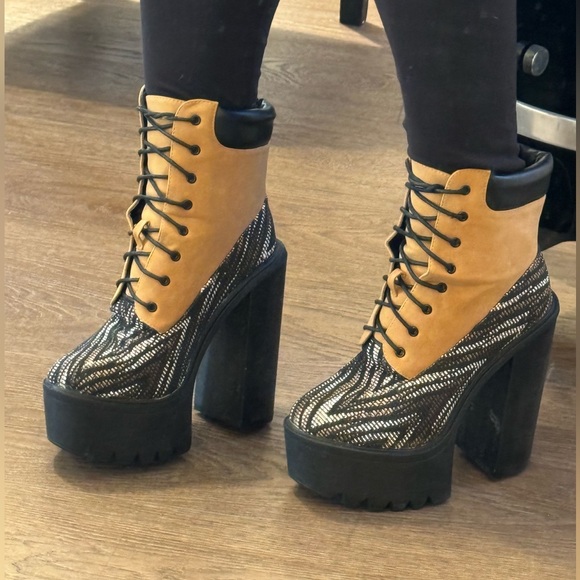 Shoes | Metallic Platform Boots | Poshmark
